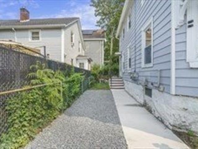 Arnold St, New Bedford, Home For Sale