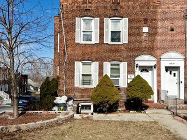 Arnold St, Staten Island, Home For Sale