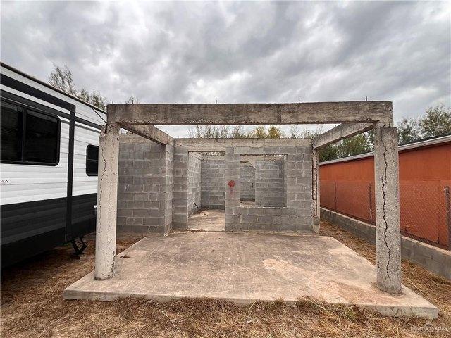Arnold St, Rio Grande City, TX 78582