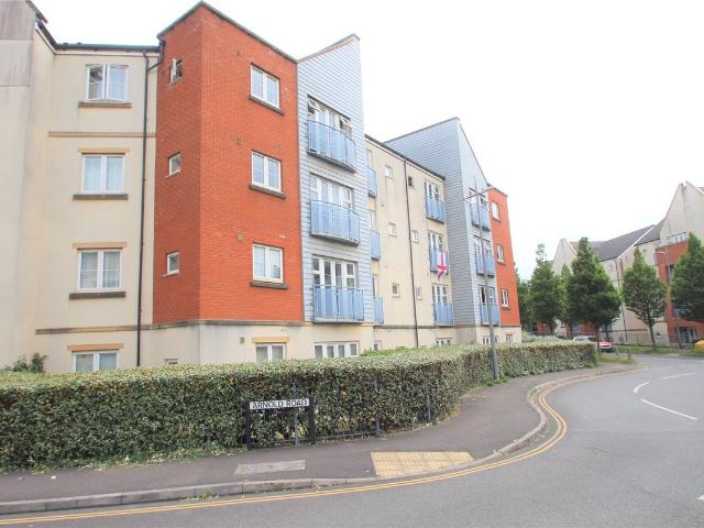 Arnold Road, Mangotsfield, Bristol, Gloucestershire BS16, 2 bed flat to rent, £1,200 pcm | PrimeLocation