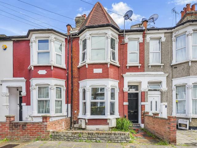 Arnold Road, Seven Sisters N15, 2 bed flat to rent, £2,200 pcm | PrimeLocation