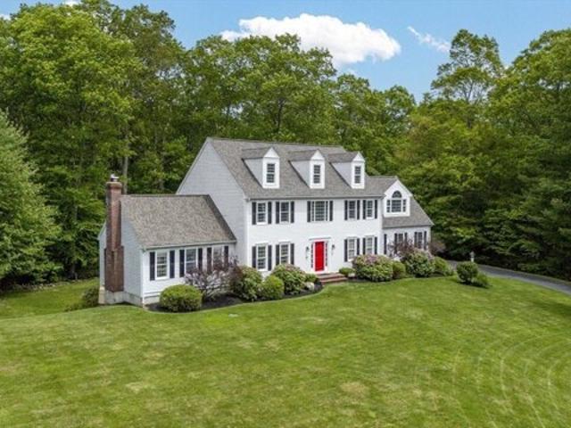 Arnold Way, Uxbridge, Home For Sale