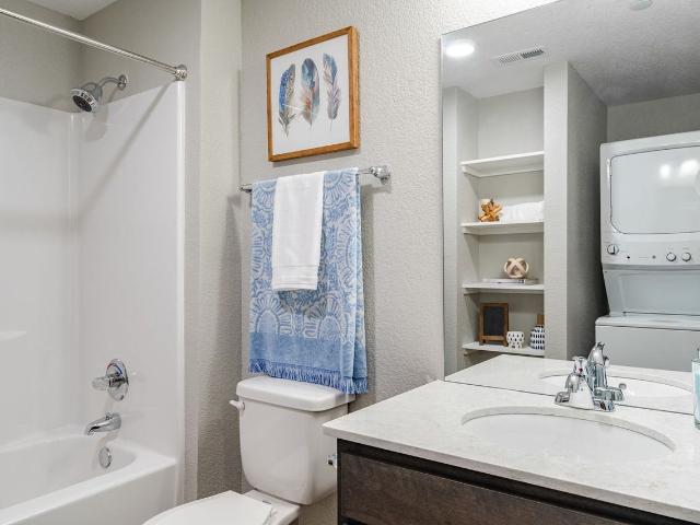 Arabella: 200 W 1st St 1 Bedroom Apartment for Rent at 200 W 1st St, Cedar Falls, IA 50613