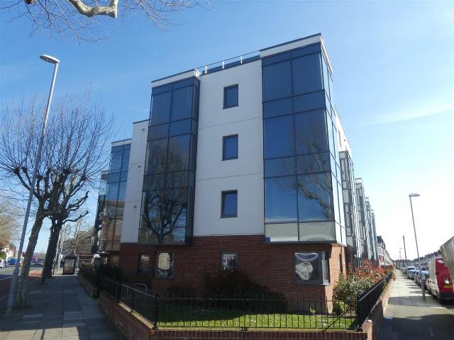 Arabella Court, London Road, North End, Portsmouth, Hampshire PO2, 2 bed flat to rent, £1,015 pcm | PrimeLocation
