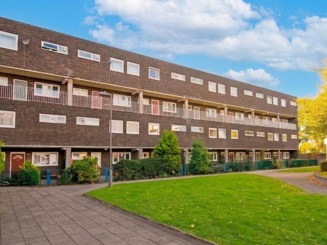 Arabella Drive, London SW15, 4 bed flat to rent, £2,700 pcm | PrimeLocation