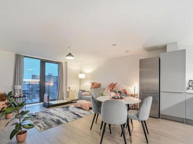 Aragon House, Cherry Orchard, 2 Bedroom Flat