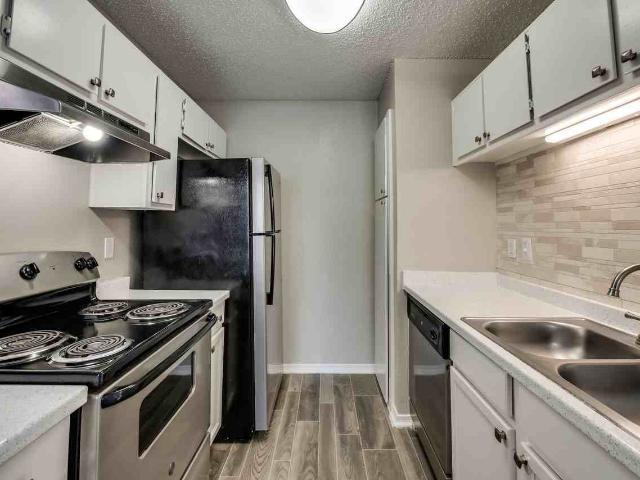 Arbor Creek 1 Bedroom Apartment for Rent at 396 E Southwest Pkwy, Lewisville, TX 75067 Timber Creek Square