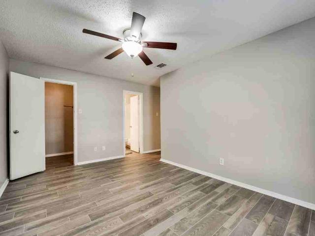 Arbor Creek 1 Bedroom Apartment for Rent at 396 E Southwest Pkwy, Lewisville, TX 75067 Timber Creek Square