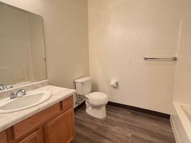 Arbor Faire Senior 2 Bedroom Apartment for Rent at 5175 N Feland Ave, Fresno, CA 93711 Fig Garden Loop