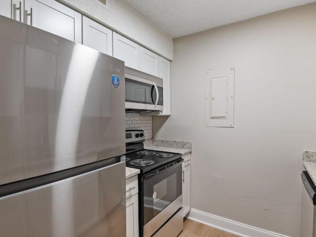 Arbor Landing Apartments 1 Bedroom Apartment for Rent at 1101 Hallbrook Dr, Columbia, SC 29209