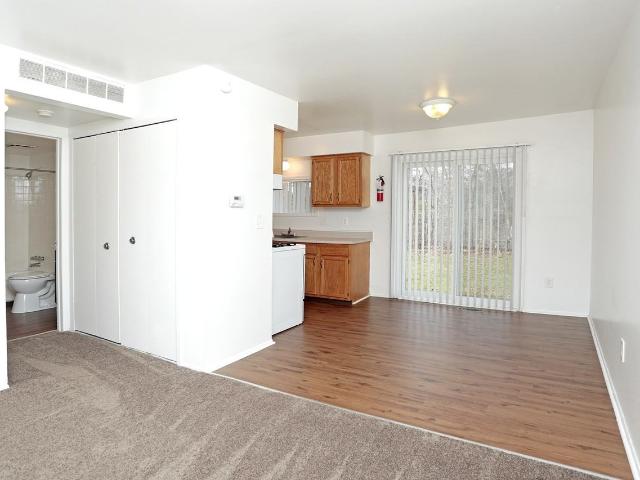 Arbor One Apartments 1 Bedroom Apartment for Rent at 799 Green Rd, Ypsilanti, MI 48198