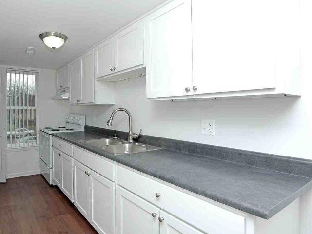 Arbor One Apartments 1 Bedroom Apartment for Rent at 799 Green Rd, Ypsilanti, MI 48198