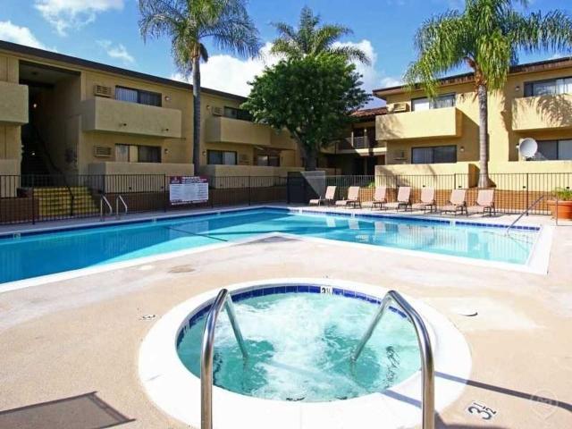 Arbor Park 1 Bedroom Apartment for Rent at 1219 N State College Blvd, Anaheim, CA 92806 East Anaheim