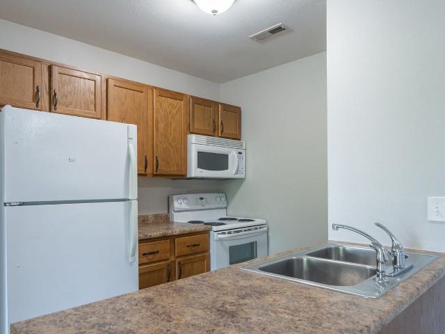 Arbor Ridge Apartments 2 Bedroom Apartment for Rent at 813 Falcon St, Park Hills, MO 63601