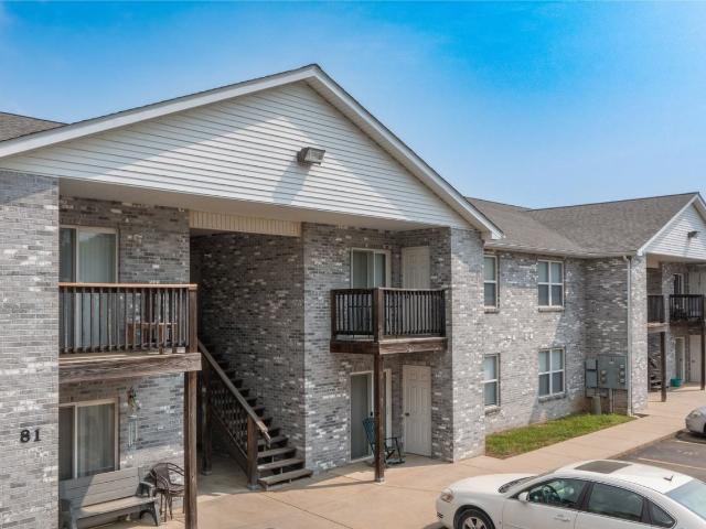 Arbor Ridge Apartments 2 Bedroom Apartment for Rent at 813 Falcon St, Park Hills, MO 63601