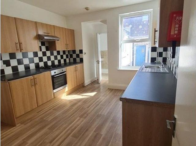Arboretum Avenue, Lincoln LN2, 4 bed terraced house to rent, £1,300 pcm | PrimeLocation