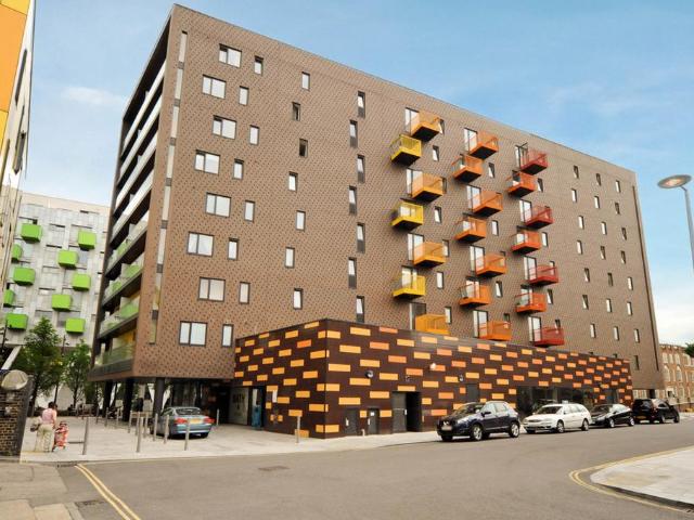 Arboretum Place, Barking IG11 1 bed flat to rent £1,450 pcm £335 pw