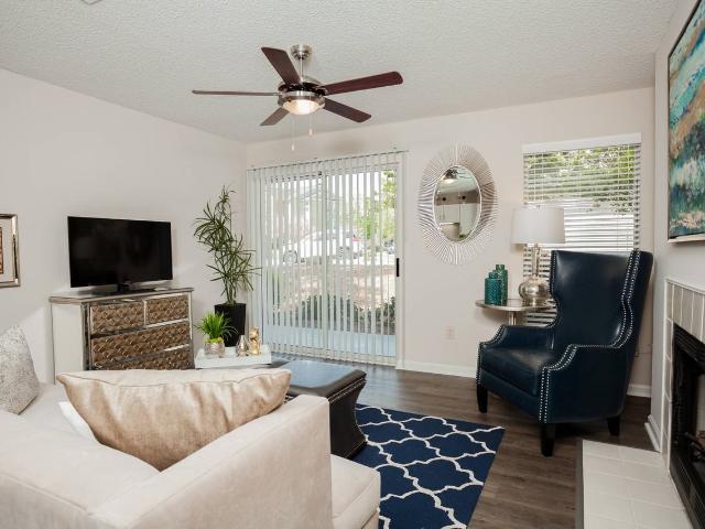 Arbors at Brookfield Apartments 2 Bedroom Apartment for Rent at 782 E Butler Rd, Mauldin, SC 29662