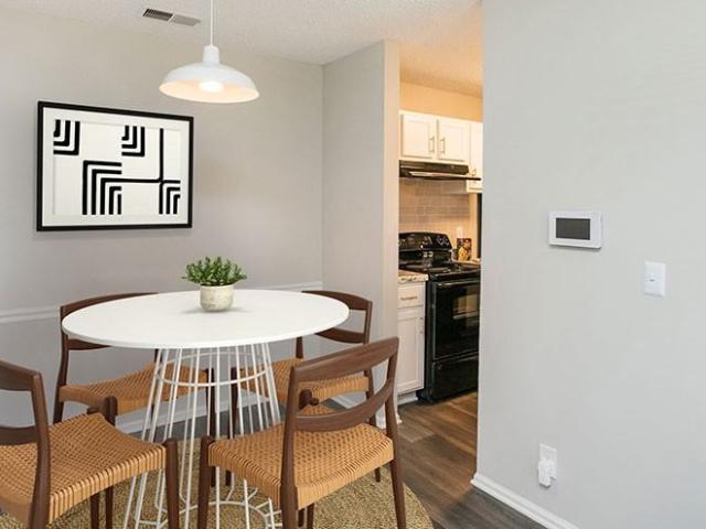 Arbors of Brentwood Apartment Homes 1 Bedroom Apartment for Rent at 100 Brentwood Pl, Nashville, TN 37211