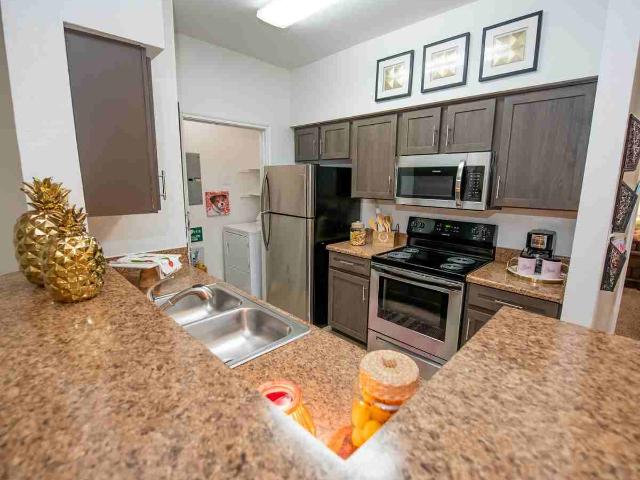 Arbors of Pleasant Valley Apts 2 Bedroom Apartment for Rent at 2020 Hinson Loop Rd, Little Rock, AR 72212 Walnut Valley
