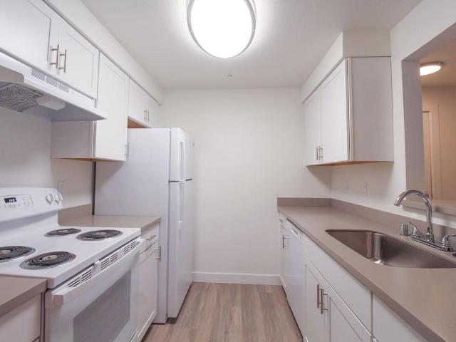 Arbour Court 2 Bedroom Apartment for Rent at 2225 S 112th St, Burien, WA 98168 Riverton Boulevard Park