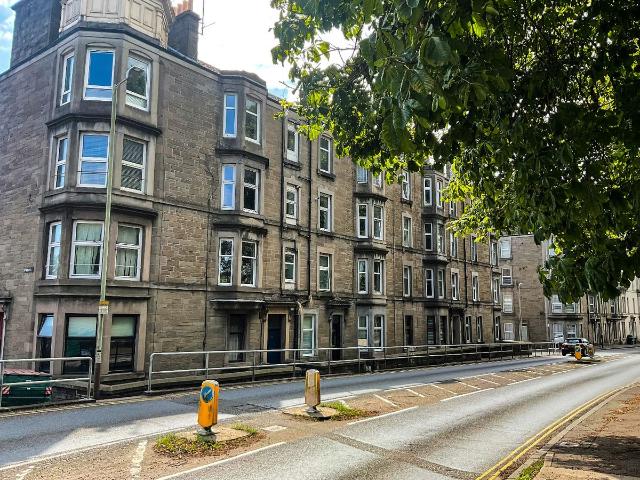 Arbroath Road, Dundee DD4, 1 bed flat to rent, £725 pcm | PrimeLocation