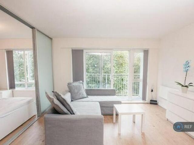 Arctic House, London, 1 Bedroom Flat