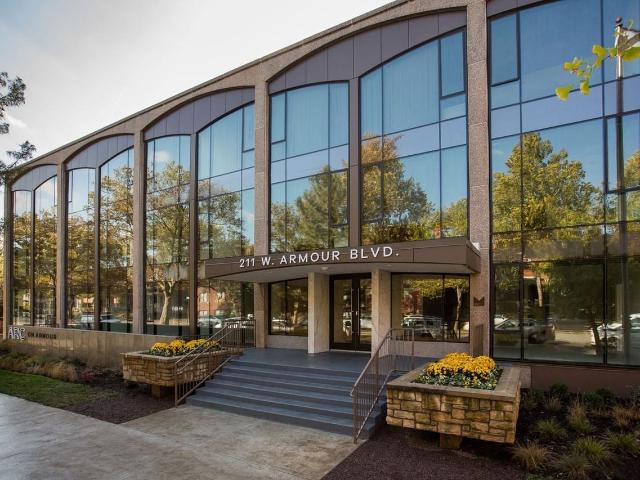 Arc on Armour Studio Apartment for Rent at 211 W Armour Blvd, Kansas City, MO 64111 Hanover Place