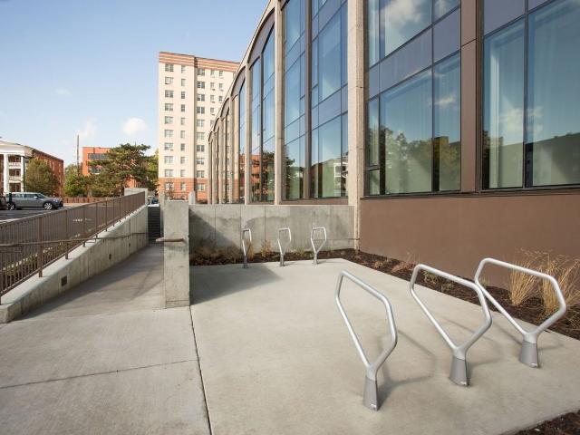 Arc on Armour 2 Bedroom Apartment for Rent at 211 W Armour Blvd, Kansas City, MO 64111 Hanover Place