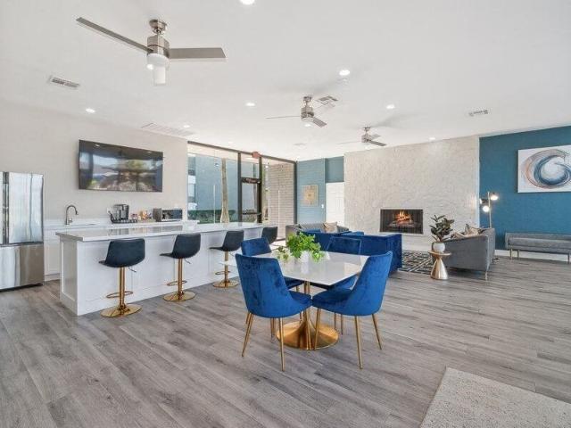 Arcadia on 49th Studio Apartment for Rent at 4902 E Thomas Rd, Phoenix, AZ 85018