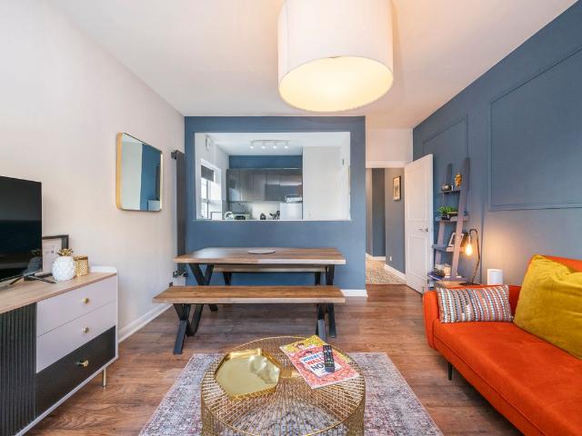 Arcadia Court, 45 Old Castle Street E1, 2 bed flat to rent, £4,000 pcm | PrimeLocation