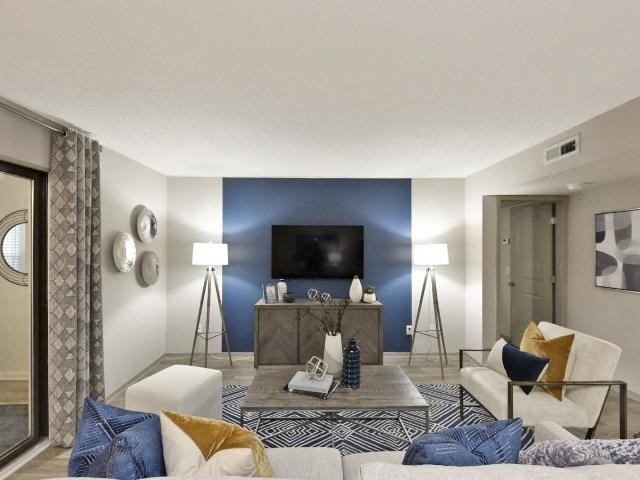 Arcadia Creekside 1 Bedroom Apartment for Rent at 3131 Mountain Creek Rd, Chattanooga, TN 37415 Friends of Mountain Creek