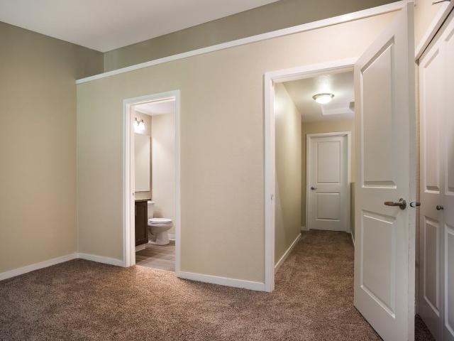 Arcadia Townhomes 3 Bedroom Apartment for Rent at 1300 Sw Campus Dr, Federal Way, WA 98023