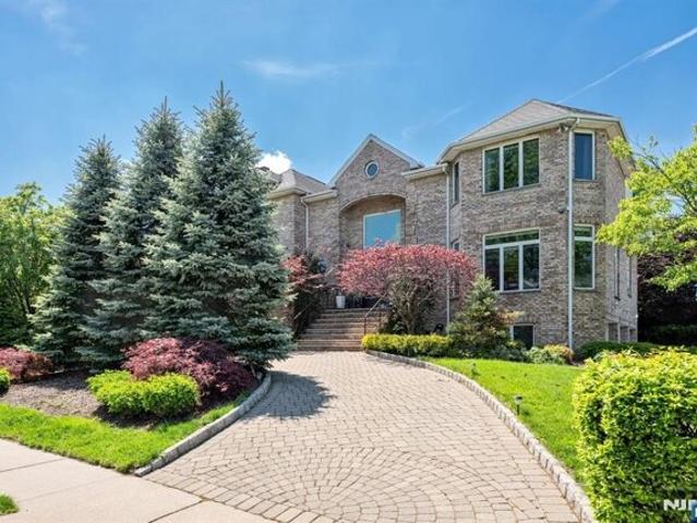 Arcadian Way, Fort Lee, Home For Sale