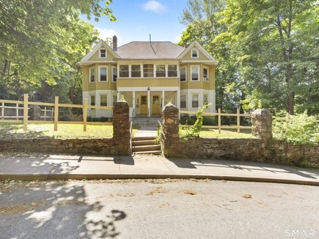 Arch St, Manchester, Home For Sale