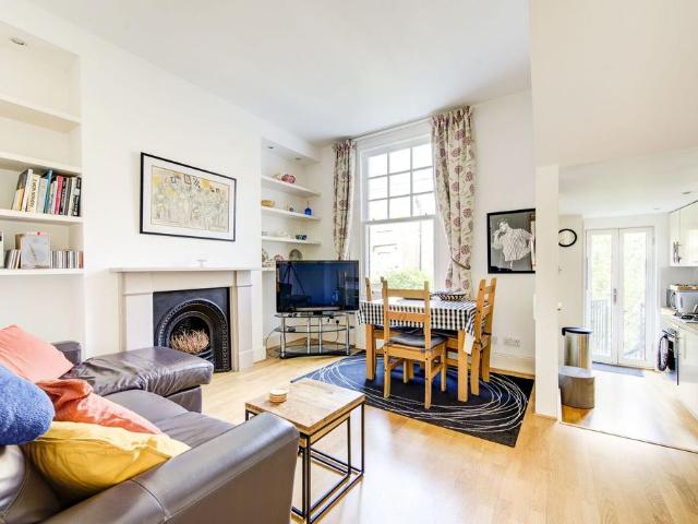 Archel Road, Barons Court, London, W14 1 bed flat to rent £2,925 pcm £675 pw