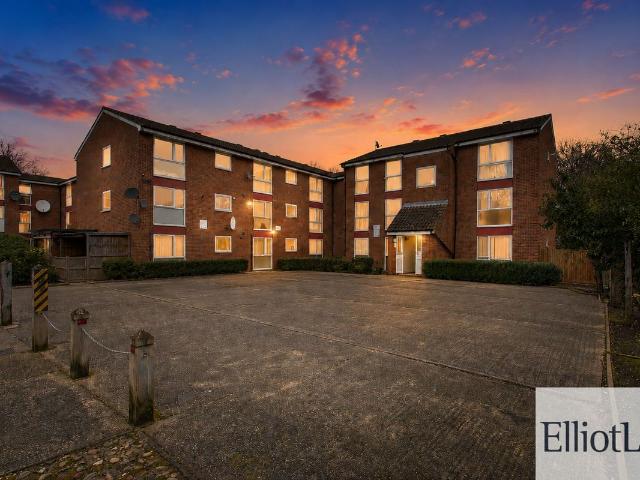 Archery Close, Harrow HA3, 1 bed flat to rent, £1,350 pcm | PrimeLocation