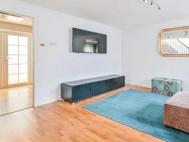 Archers Lodge, 17 Culloden Close, London, SE16 3JH, United Kingdom | 3 bed house for rent #140658697 | Rentberry