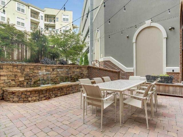 Arches at Glenridge 2 Bedroom Apartment for Rent at 5610 Glenridge Dr, Sandy Springs, GA 30342