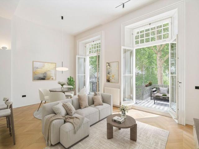 Architect designed minimalist duplex with mezzanine, balcony and exceptional luxury specification