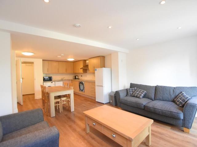 Archway Road, Highgate, London N6, 1 bed flat to rent, £1,950 pcm | PrimeLocation