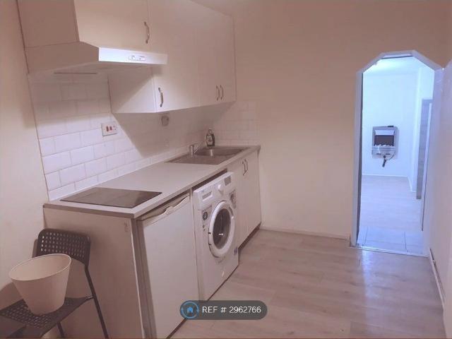 Archway Road, London N6, 1 bed flat to rent, £1,100 pcm | PrimeLocation