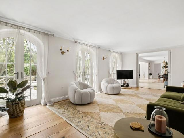 Archway Street, London, SW13 5 bed terraced house to rent £15,000 pcm £3,462 pw