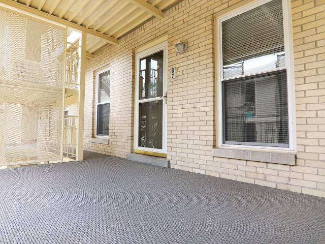 Arcs on Main 1 Bedroom Apartment for Rent at 521/527 E. Main Street, Lexington, KY 40508 Historic South Hill
