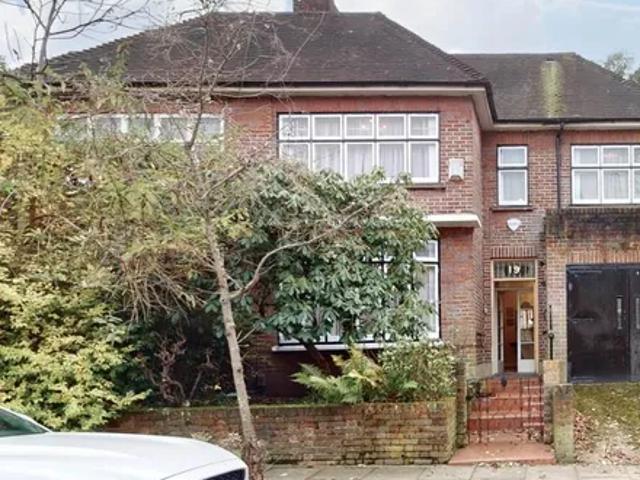 Ardwick Road, London, NW2 2BU, United Kingdom | 5 bed duplex for rent #136266654 | Rentberry