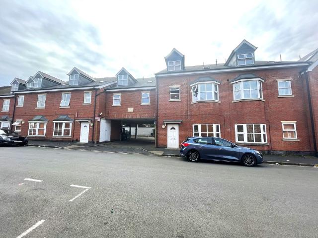 Ardea Court, David Road, Coventry CV1, 2 bed flat to rent, £875 pcm | PrimeLocation