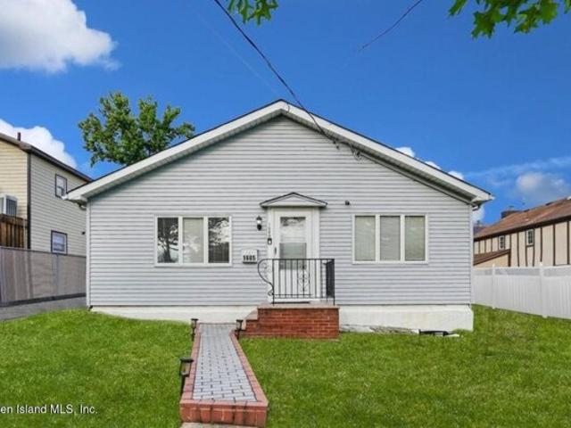 Arden Ave, Staten Island, Home For Sale