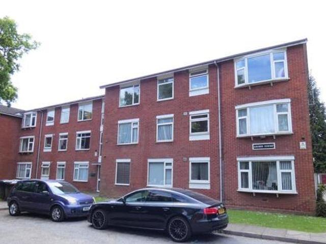 Arden Court, Church Road, 2 Bedroom Apartment