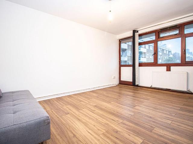 Arden Estate, Hoxton N1, 2 bed flat to rent, £2,500 pcm | PrimeLocation