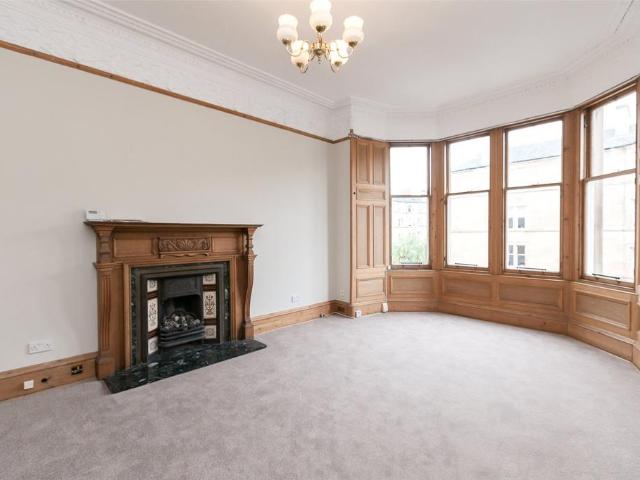 Arden Street, Edinburgh, EH9 2 bed flat to rent £1,800 pcm £415 pw